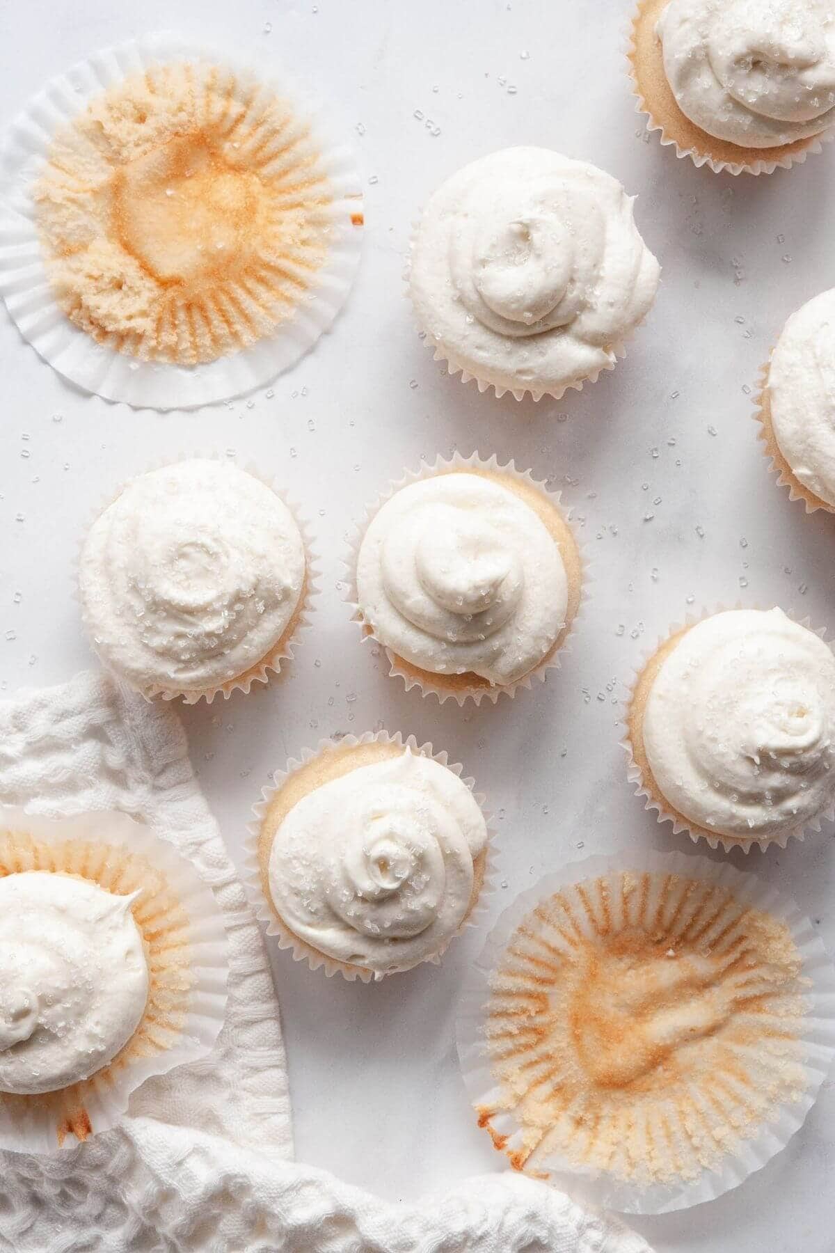 Healthy Vanilla Cupcakes - Healthful Blondie