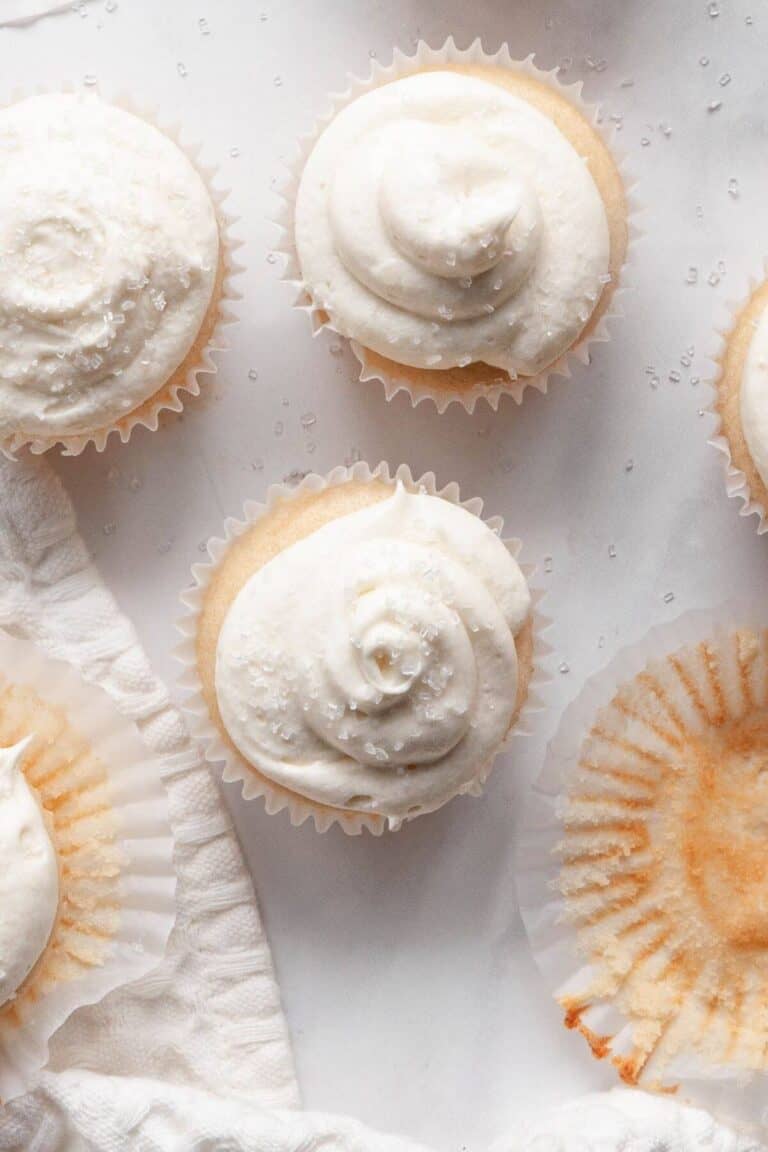 Healthy Vanilla Cupcakes - Healthful Blondie