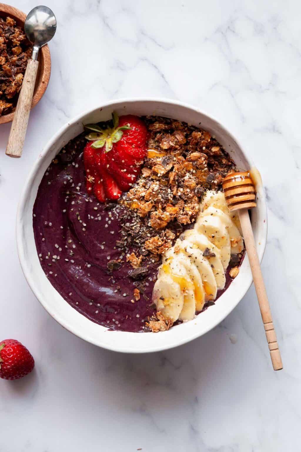 High Protein Acai Bowl Recipe (Healthy!) - Healthful Blondie