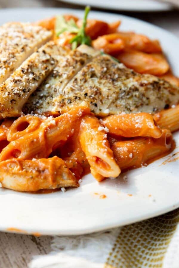 Healthy Penne Alla Vodka with Chicken - Healthful Blondie